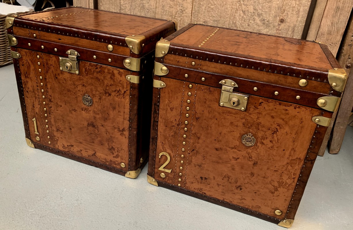 Antique Look Koffer. Koffer aus hochwertigen alten Leder - Koffer ...