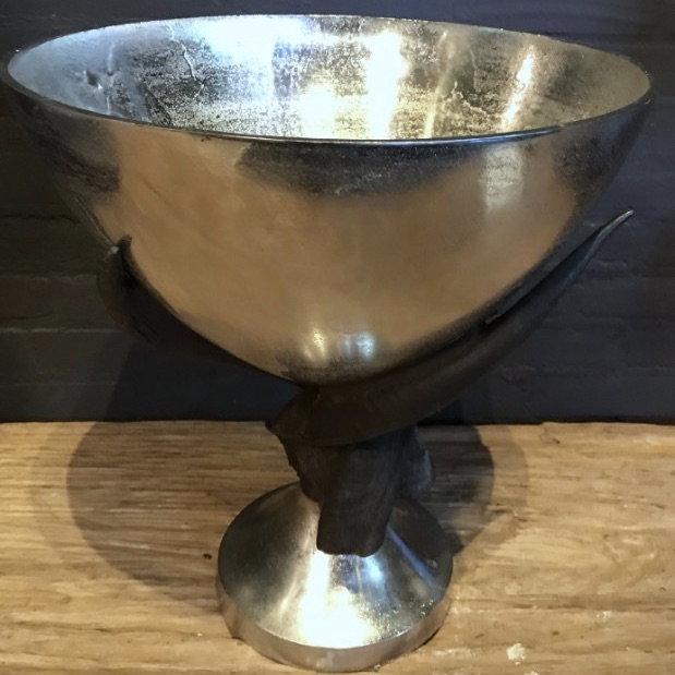 Unieke wijnkoeler gemaakt van koedoe hoorn, wijnkoeler kopen - Gewei ...