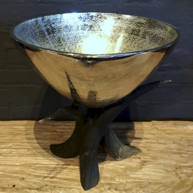 Unieke wijnkoeler gemaakt van koedoe hoorns, wijnkoeler kopen - Gewei ...